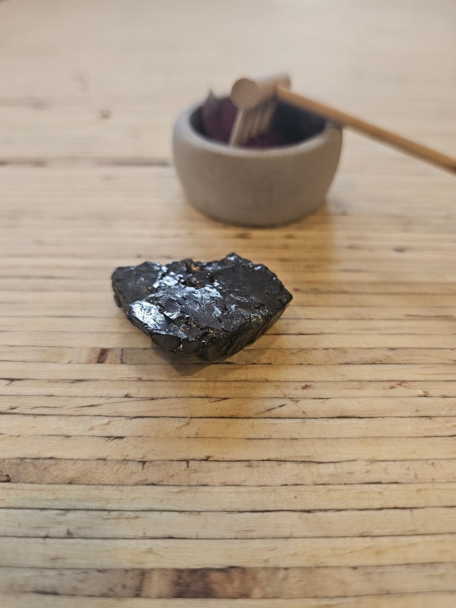 The Ultimate Shungite: Rare One-Piece Nugget - Mount Haast (New Zealand ...